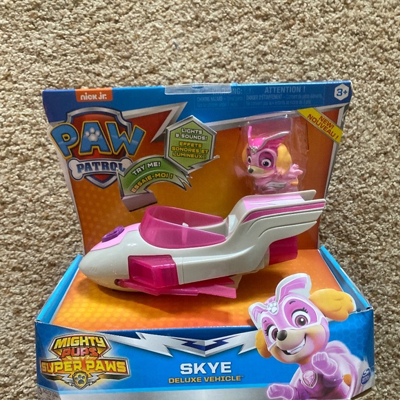 Nickelodeon | Toys | Nickelodeon Paw Patrol Super Paws Skye | Poshmark